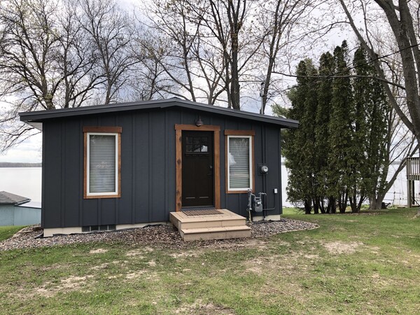 Verna's Good 'Nuff Cozy Cabin On East Rush Lake! - Sunrise, MN