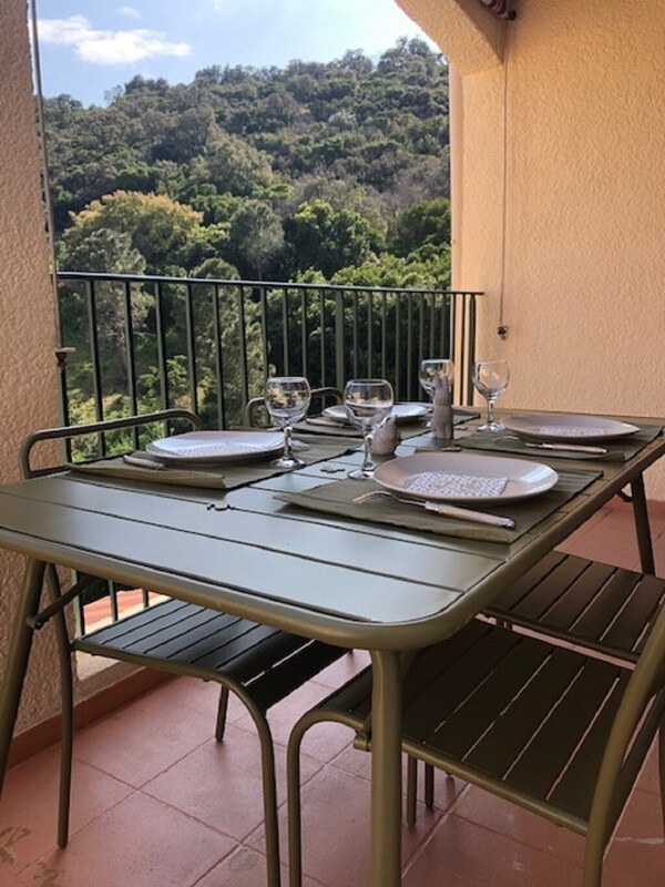Looking For Some Sun? Renovated, Air-conditioned Apartment With Swimming Pool In Cavalaire. - Cavalaire-sur-Mer