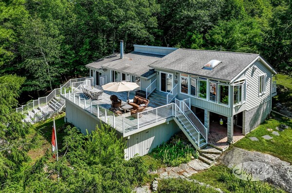 Island Property On Lake Muskoka! 4brdm, 3 Bath! Best Internet! Sup, Kayak - Bracebridge