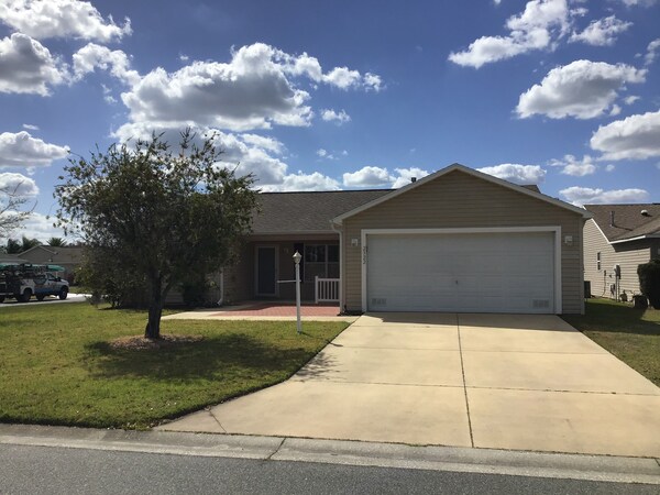 Beautiful 3/2 Home Close To Shopping W/bbq Grill & Wifi! - The Villages, FL