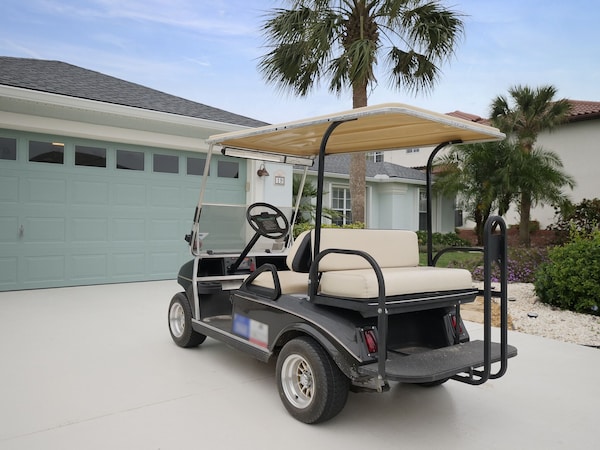 Modern, Spacious Home W. Private Pool, Walk To Beach - Palm Coast, FL