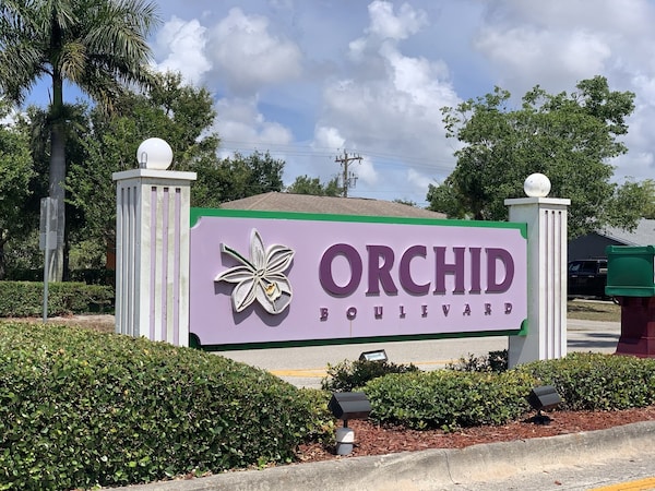 Amazing Sunsets Waterfront Pool Home Direct River Access Close To Everything - Fort Myers, FL