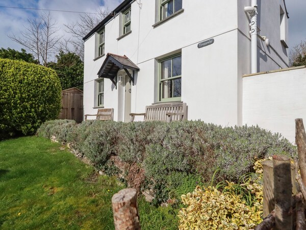 Tresawle, Pet Friendly, Character Holiday Cottage In Crantock - Newquay