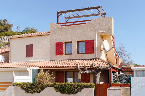 Mm13 Charming Renovated 3 Roomed House With Wifi - ナルボンヌ