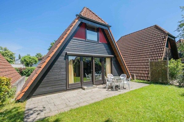 Im Großen Freistehenden Nurdachhaus (Ca. - Hagnau am Bodensee