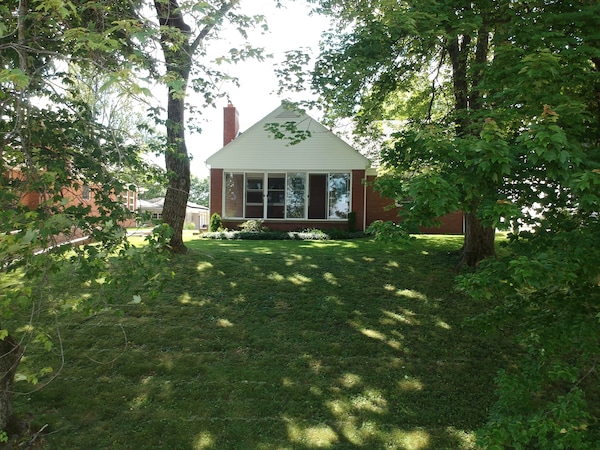 Centrally Located Mid Century Traditional Home - Luce Township, IN