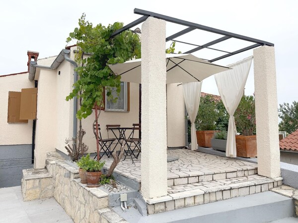 Ferienwohnung Ližnjan Für 1 - 2 Personen Mit 1 Schlafzimmer - Ferienhaus - Premantura