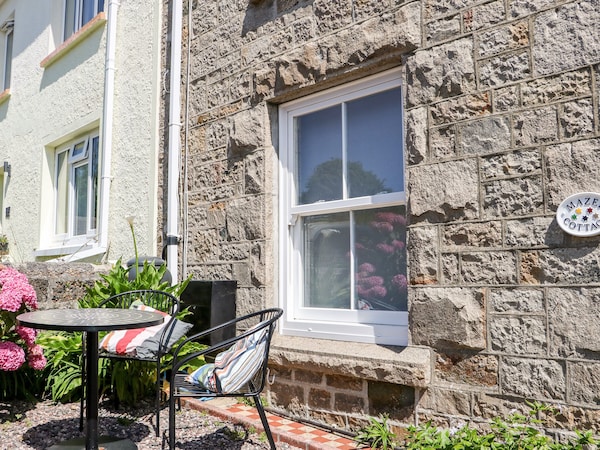Mazey Cottage, Pet Friendly, Country Holiday Cottage In Penzance - Mousehole