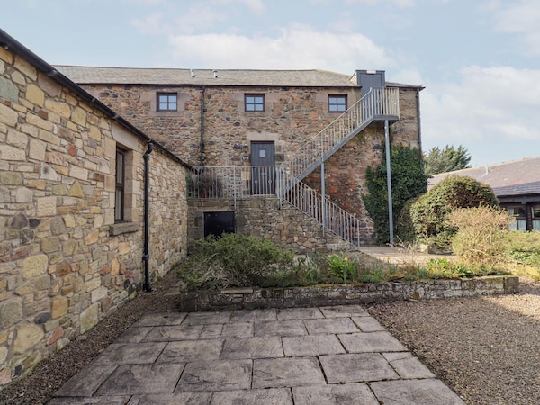 Hollyhock, Family Friendly, Character Holiday Cottage In Wooler - Ford Castle