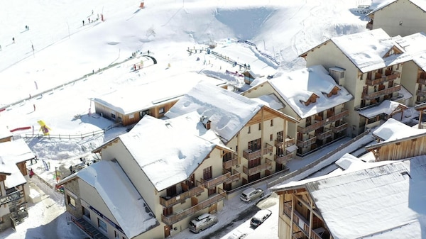 Skivakanties Aan De Piste, Zwembad, Balkon, 35m², Les Orres - Baratier