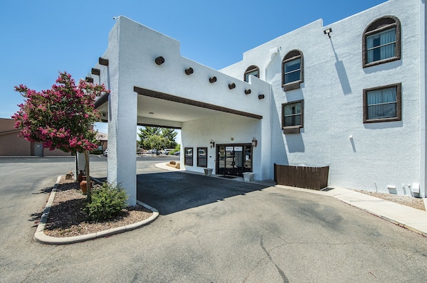 Sierra Vista 1bd Queen Economy - Sierra Vista, AZ