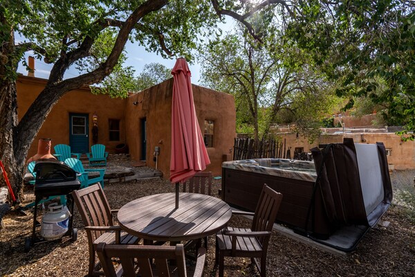 Bonitas Casita | Pet Friendly, Walk To Attractions - Santa Fe, NM