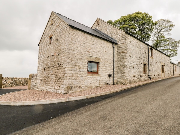 The Haybarn, Family Friendly, Character Holiday Cottage In Hartington - Hartington