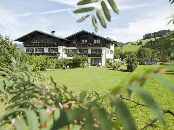 Dreibettzimmer - Pension Kreuzer - Zauchensee