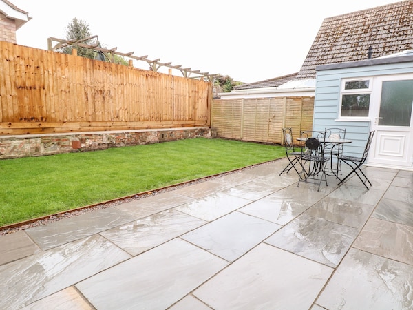 Harbour Place, Family Friendly, With A Garden In Wells-next-the-sea - Holkham
