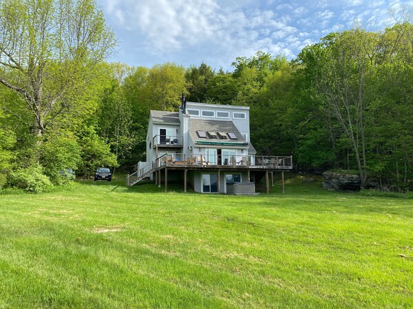 Country Home With Private Swimming Pond And Beautiful Mountain Views - Margaretville, NY