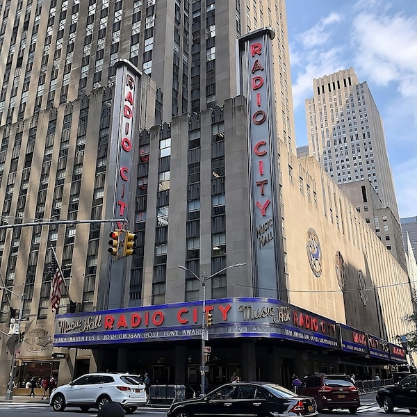 Nyc Gem In The Heart Of The City! Onsite Dining, Walk To Museum Of Modern Art! - New York