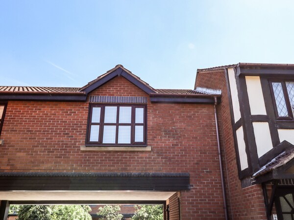 3 Rothbury Place, Romantic In Lytham St. Annes - Lytham St Annes