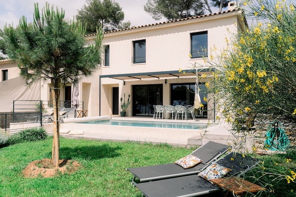 Villa Marcam In Sanary-sur-mer/ Sea View/ Beach 200 M/ Heated Pool/ Paddle - Sanary-sur-Mer
