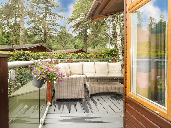Beech Grove Lodge, Family Friendly In Bowness-on-windermere - Bowness-on-Windermere