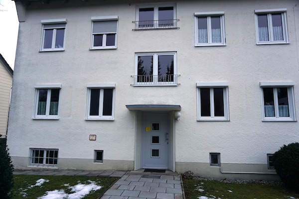 "Gemütliche Ferienwohnung In Dachau Ideal Für Familien Und Entspannung!" - Karlsfeld