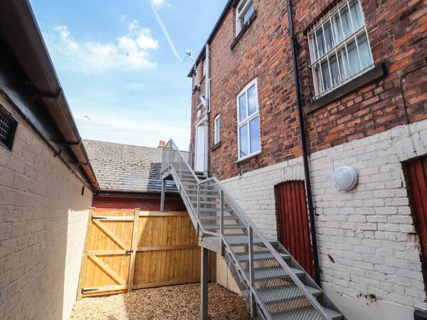 Flat 2, Romantic, With A Garden In Prestatyn - Prestatyn