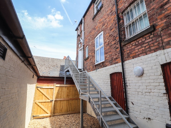 Flat 2, Romantic, With A Garden In Prestatyn - Prestatyn