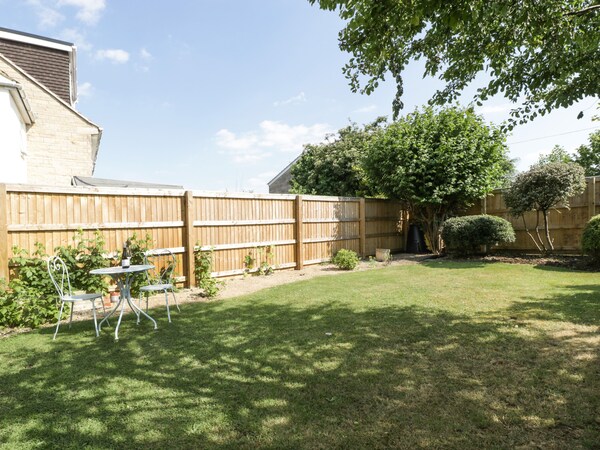 16 Mythern Meadow, Pet Friendly, With A Garden In Bradford-on-avon - Bradford-on-Avon