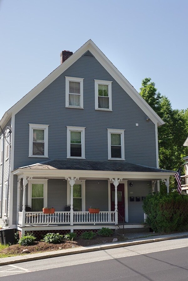 Fully Furnished 2 Bdr Apartment - Brattleboro, VT
