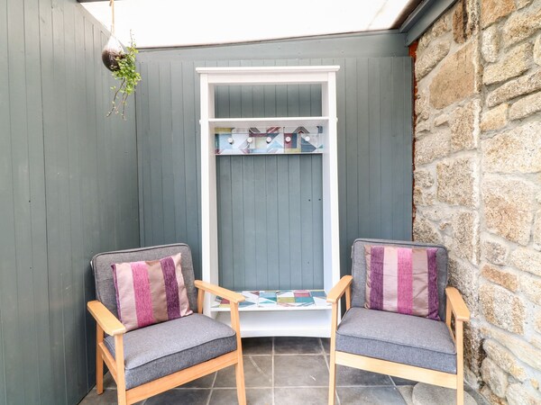 Polgear View, Romantic, Luxury Holiday Cottage In Redruth - Pool