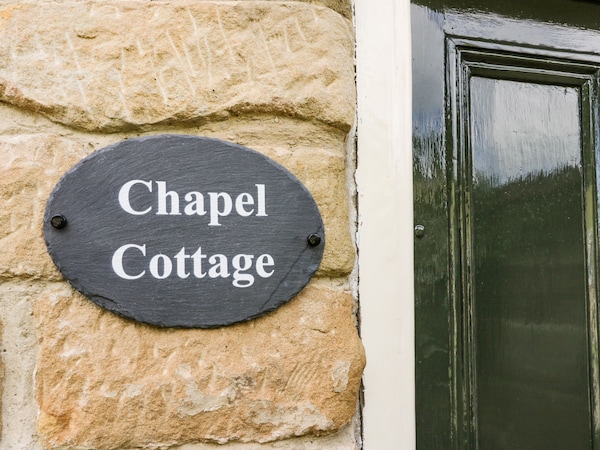 Chapel Cottage, Pet Friendly, With Open Fire In Saltburn-by-the-sea - Redcar