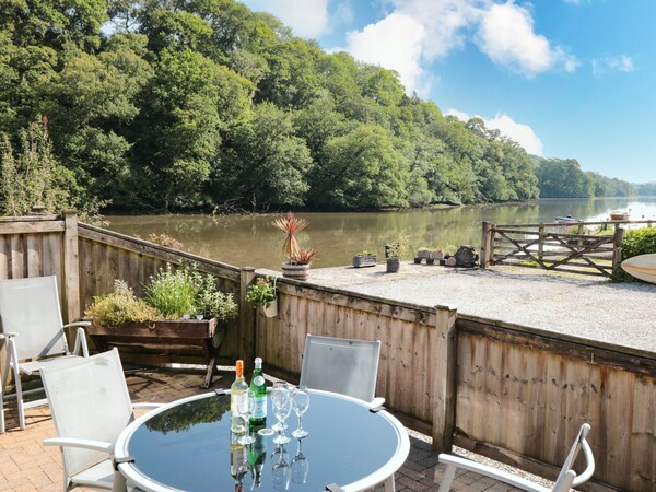 Mallard Cottage, Pet Friendly, Luxury Holiday Cottage In Totnes - Totnes