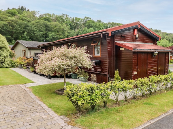 Heritage Park, Character Holiday Cottage, With A Garden In Kilgetty - Amroth