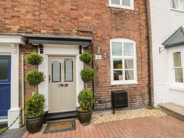 5 Riverside, Romantic, With Open Fire In Bridgnorth - Bridgnorth