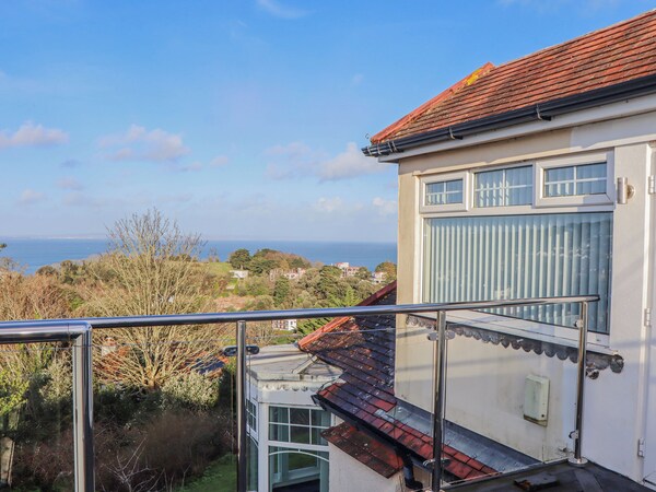 Flat 3 Channel View, Country Holiday Cottage, With Hot Tub In Torquay - Brixham