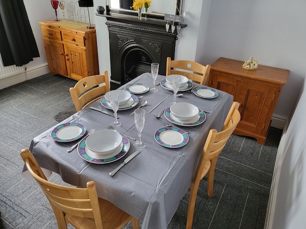 1 Lytham Terrace, Pet Friendly, Character Holiday Cottage In Ingleton - Kirkby Lonsdale