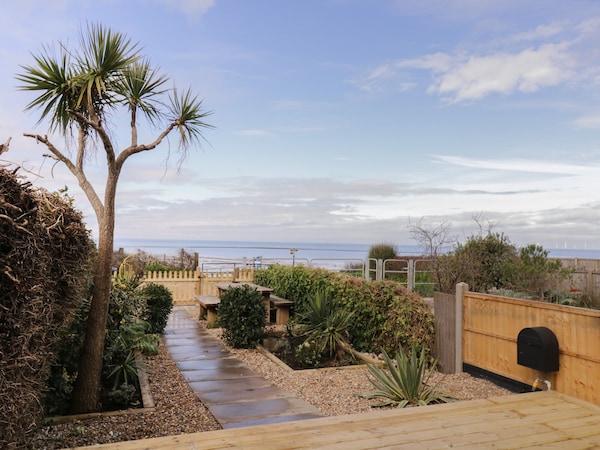 Coastguards View, Pet Friendly, With Open Fire In Swalecliffe - Herne Bay