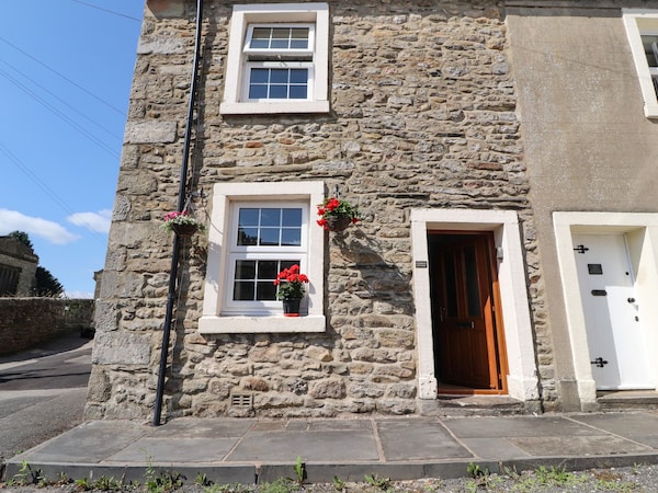Lychgate Cottage, Character Holiday Cottage, With Open Fire In Settle - Horton in Ribblesdale