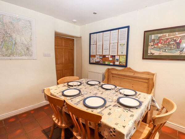 Rock Cottage, Pet Friendly, With Open Fire In Ambleside - Coniston