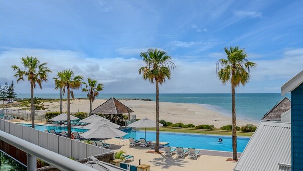 Seaside 112 - 1 Bedroom Apartment - Mandurah