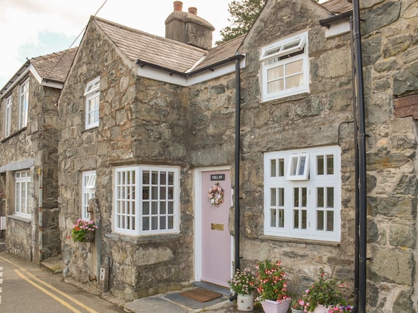 The Toll House, Pet Friendly, Character Holiday Cottage In Dolgellau - Dolgellau