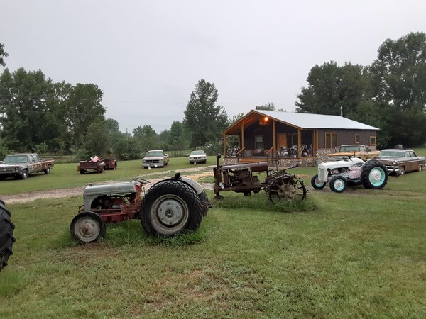 Classic Car Cabin, About 8 Miles Out Of Town.\nplease Read The Description. - Oklahoma