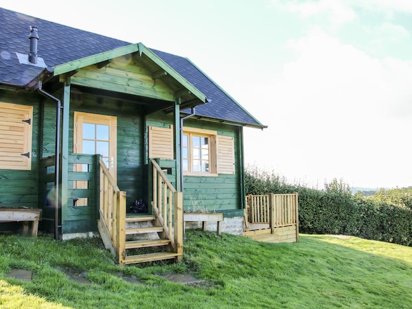 Callow Fold, Pet Friendly, Character Holiday Cottage In Craven Arms - Stokesay Castle