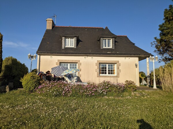 Spacious Neo Breton 1 Km From The Beach - Loctudy