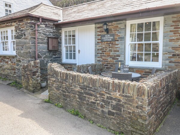 Olde Carpenters Cottage, Pet Friendly, With A Garden In Boscastle - Crackington Haven
