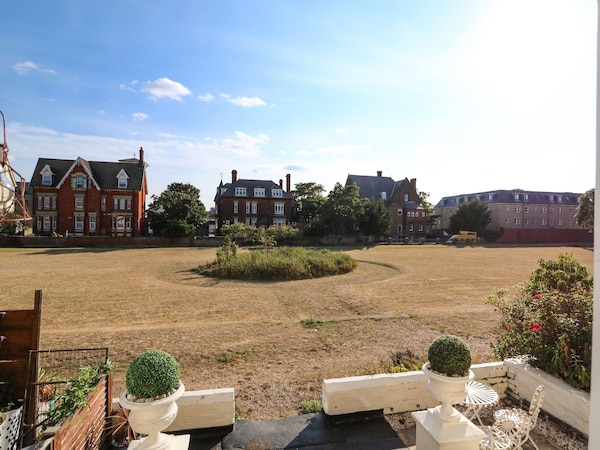 Sandpiper Court, Pet Friendly In Great Yarmouth - Great Yarmouth