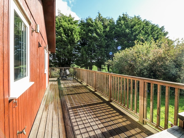 Stonewood Lodge, Pet Friendly In Woolsery - Clovelly