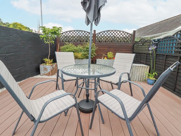 1 Old Talbot Cottages, Pet Friendly, With A Garden In Lostwithiel - Bodmin