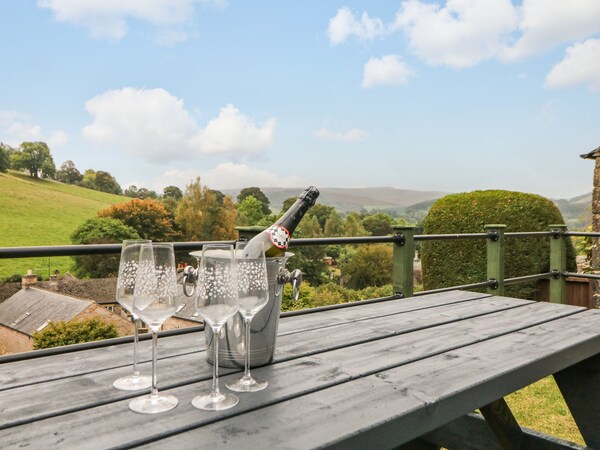 1 Orchard View, Character Holiday Cottage In Hathersage - Sheffield