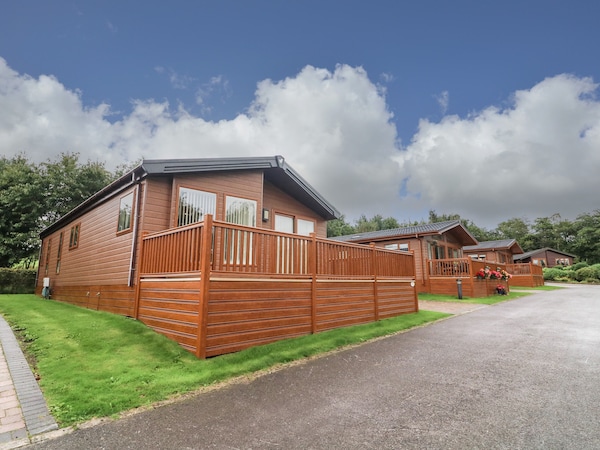The Warren, Pet Friendly, Character Holiday Cottage In Hellifield - Settle